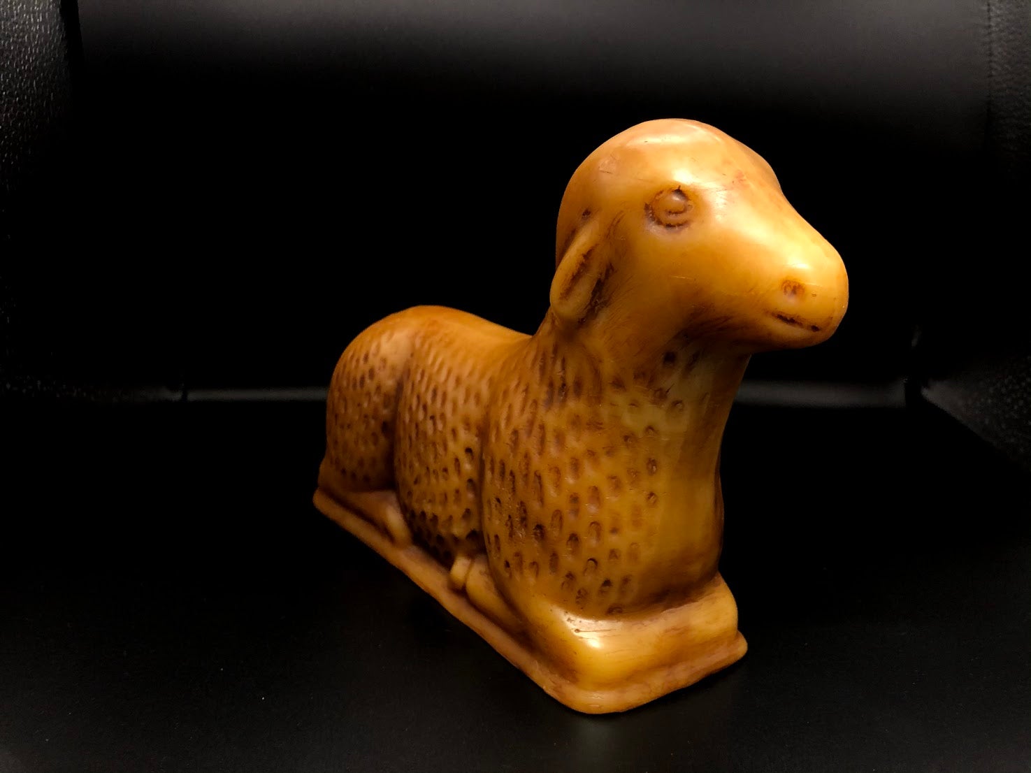 Vintage Large Laying Lamb | Cinnamon Treasures